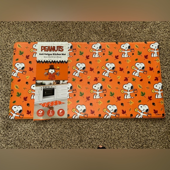 Peanuts | Kitchen | Peanuts Snoopy Fall Antifatigue Kitchen Mat | Poshmark